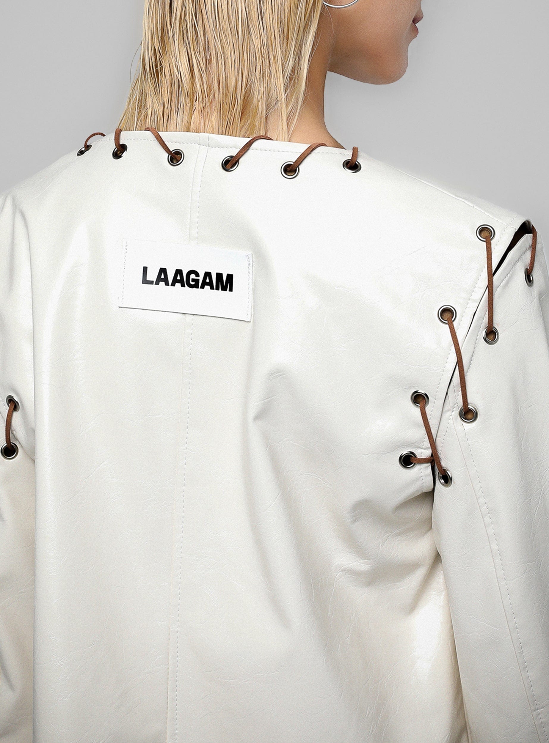 NEW IN – LAAGAM
